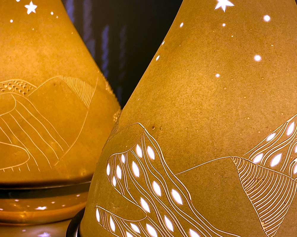 מנורת ליל כוכבים מדברי לרכישה באתר בית האומנויות - Neot Semadar נאות סמדר