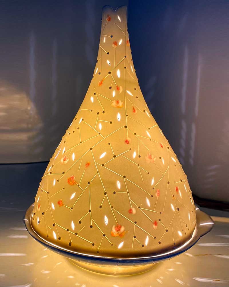 מנורת פריחת הדובדבן לרכישה באתר בית האומנויות - Neot Semadar נאות סמדר